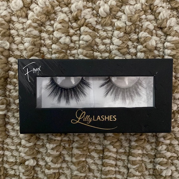 Lilly Lashes | Makeup | New Lilly Lashes 3d Faux Mink New Unopened Box W Photo Flash Technology ...
